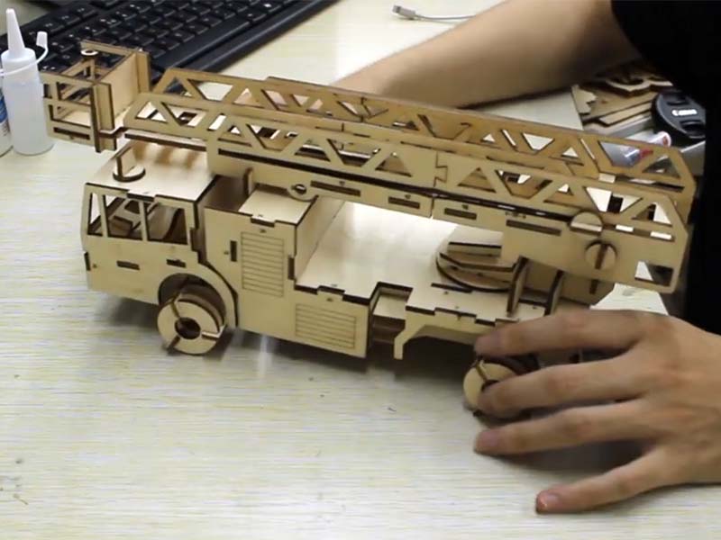 Laser Cut Fire Truck 3D Puzzle Model Vector File | Vectors File