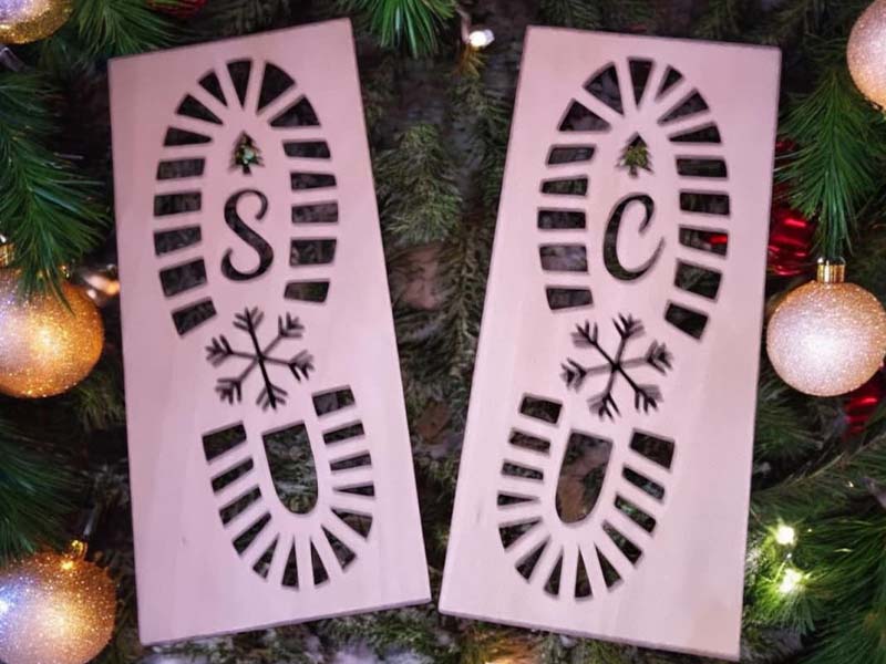 Laser Cut Santa Boot Print Christmas Santa Footprints Stencil | Vectors ...